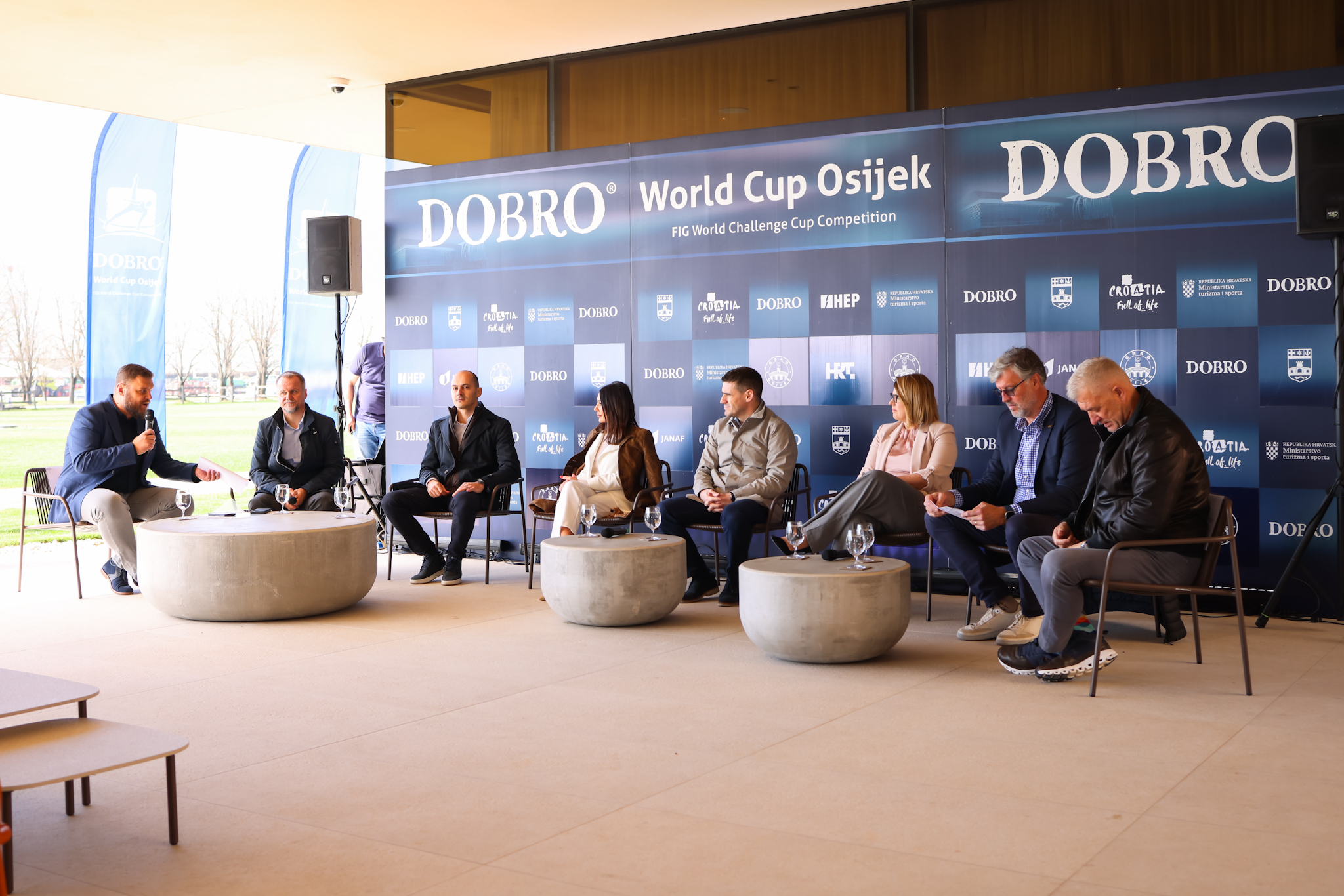 Premijerno prikazan emotivni film o 14 godina DOBRO World Cupa - DOBRO ...